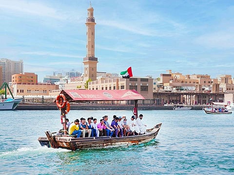 How to take a Dh1 abra ride between Deira and Bur Dubai