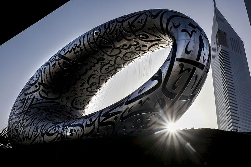 Weather Update UAE: Partly Cloudy, Light Rainfall Expected Tomorrow