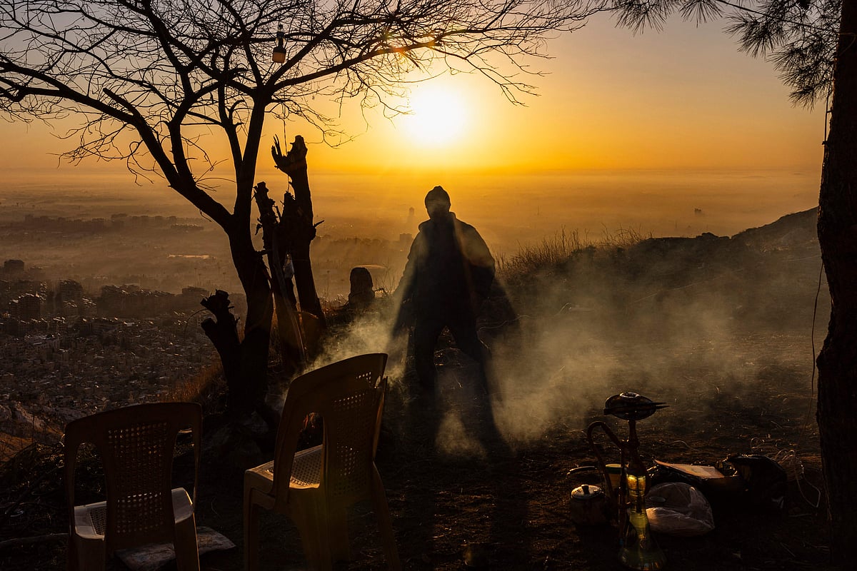 After Assad’s fall, Syrians return to Mount Qasyun’s splendour