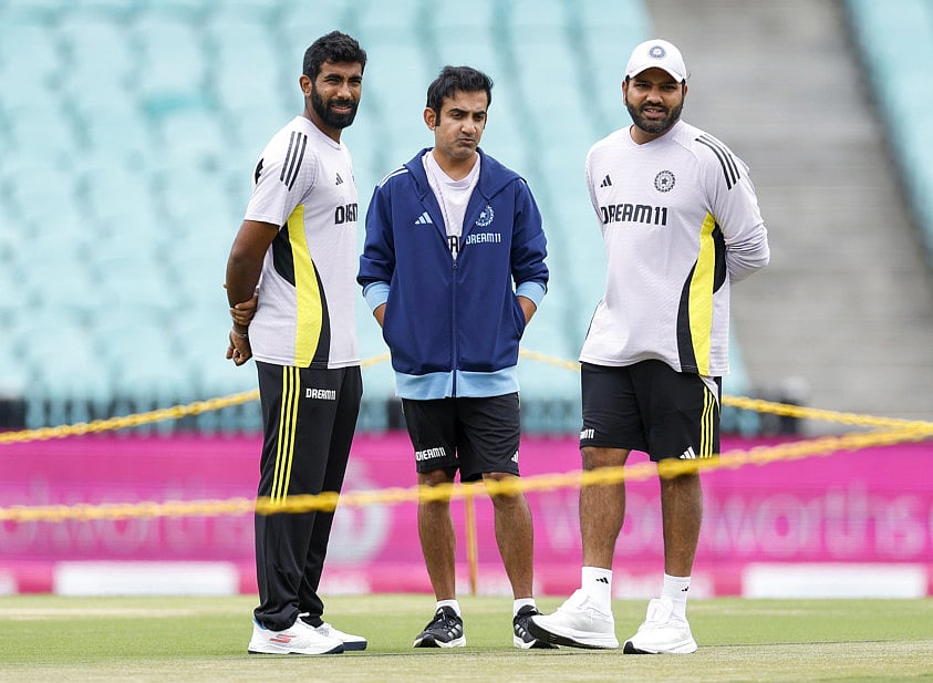 Yuvraj Singh defends Gautam Gambhir, his father criticises embattled coach