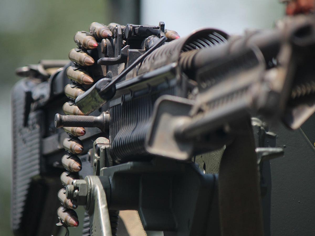 Mexicans offered $1,300 to hand in a machine gun