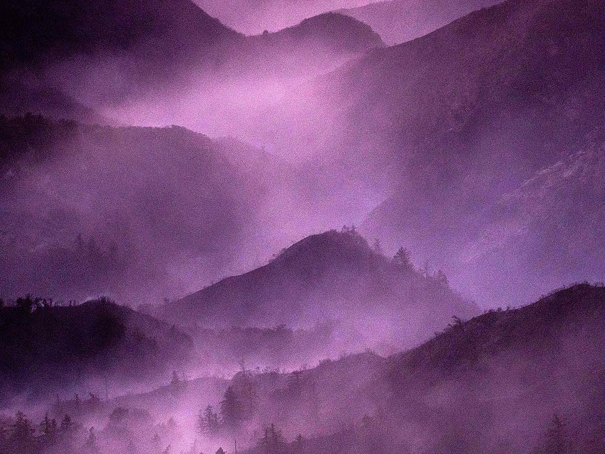 Los Angeles turned pink: Phos-Chek fire retardant marks the fight ...