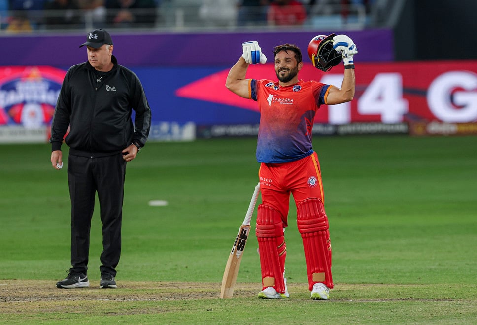 Gulbadin Naib leads Dubai Capitals to first win after three loses at ILT20