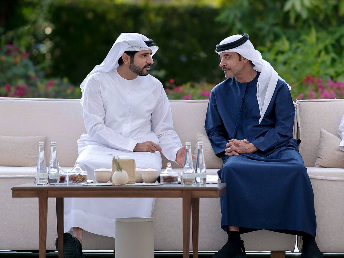 Hamdan bin Mohammed meets with Hazza bin Zayed in Al Ain