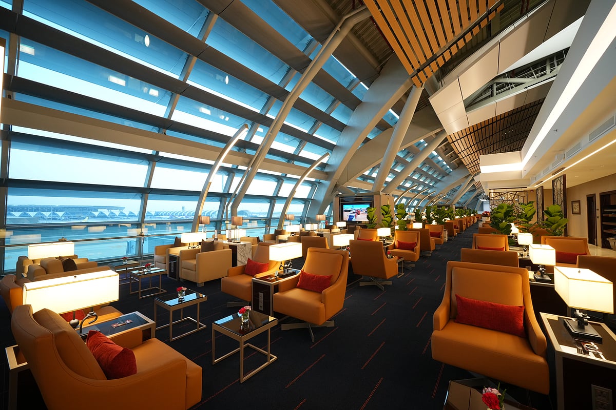 Emirates unveils its largest lounge outside Dubai
