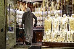 Dubai gold prices surge by nearly Dh20 in 20 days: Should shoppers wait?