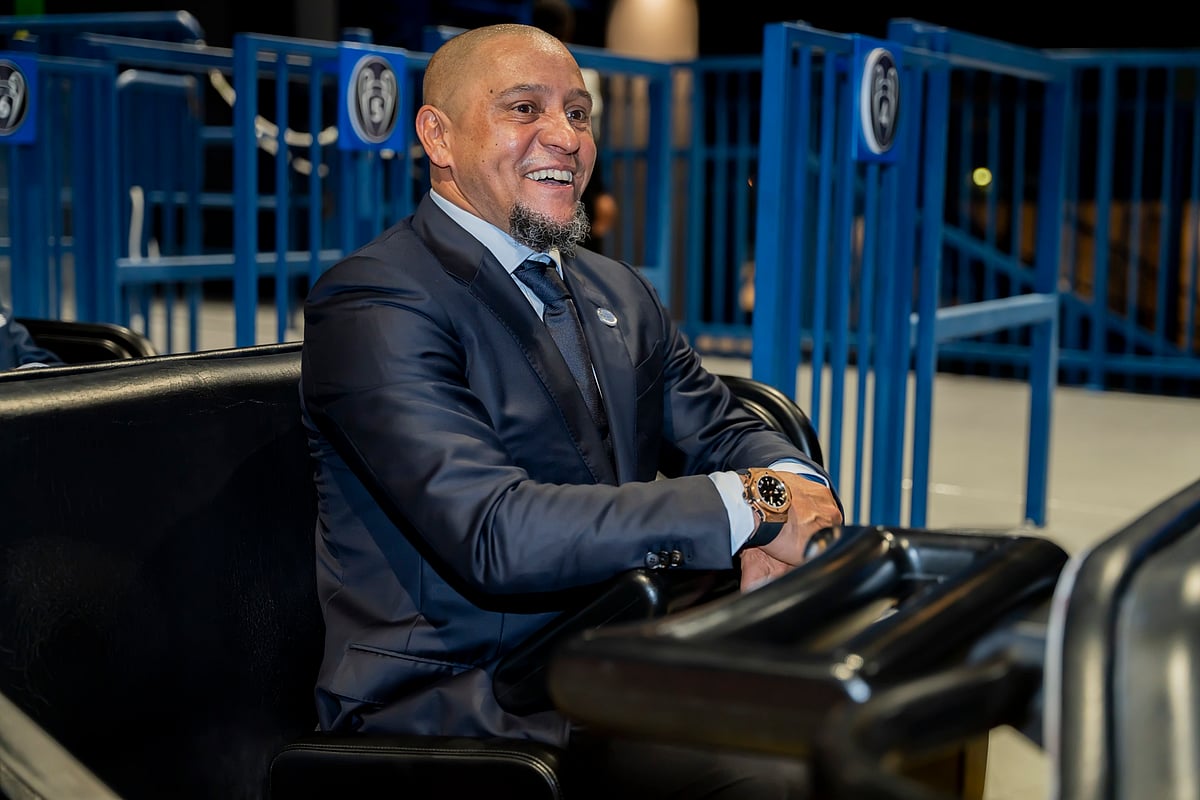 Meet football legend Roberto Carlos at Real Madrid World