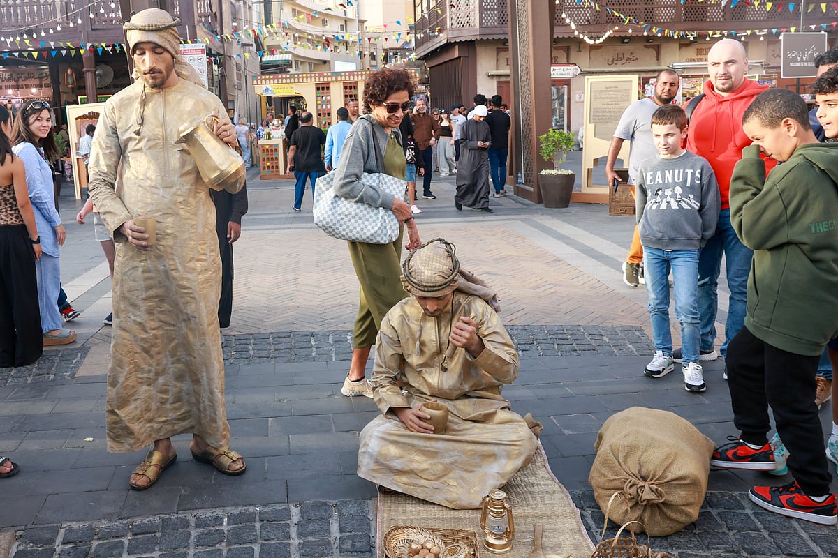 Watch: Traditional Dubai Ramadan Souq