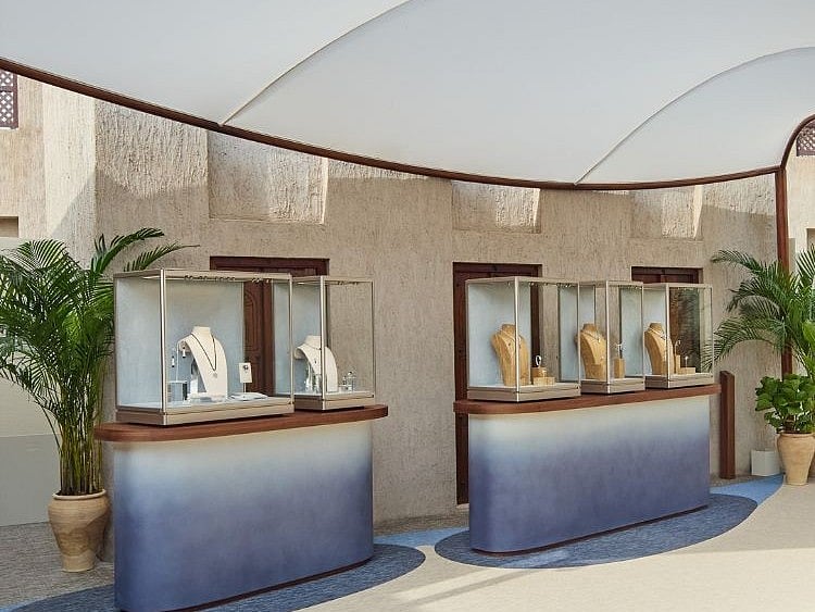 Cartier’s ‘A Journey of Wonders’ high jewellery exhibition opens in ...