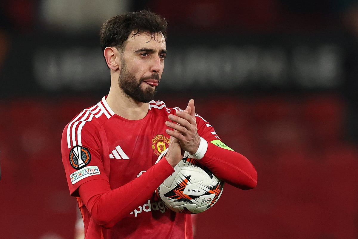 Fernandes sends Man Utd into Europa League quarters, Spurs advance