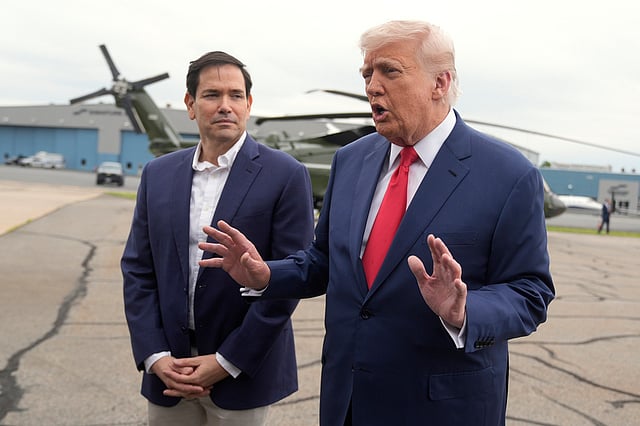 Trump Moves Rare Camp David Cabinet Meeting to White House Amid Bad ...