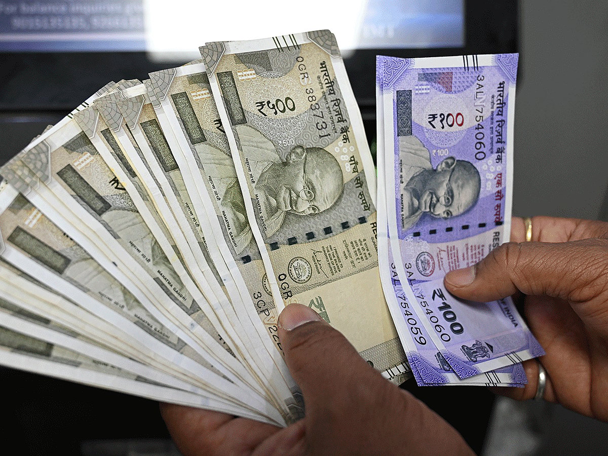 At 23.5 to AED, is Indian rupee at right level for NRIs to send money?