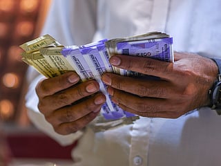 Remit now: Indian rupee nears 24 against UAE dirham – record low in sight