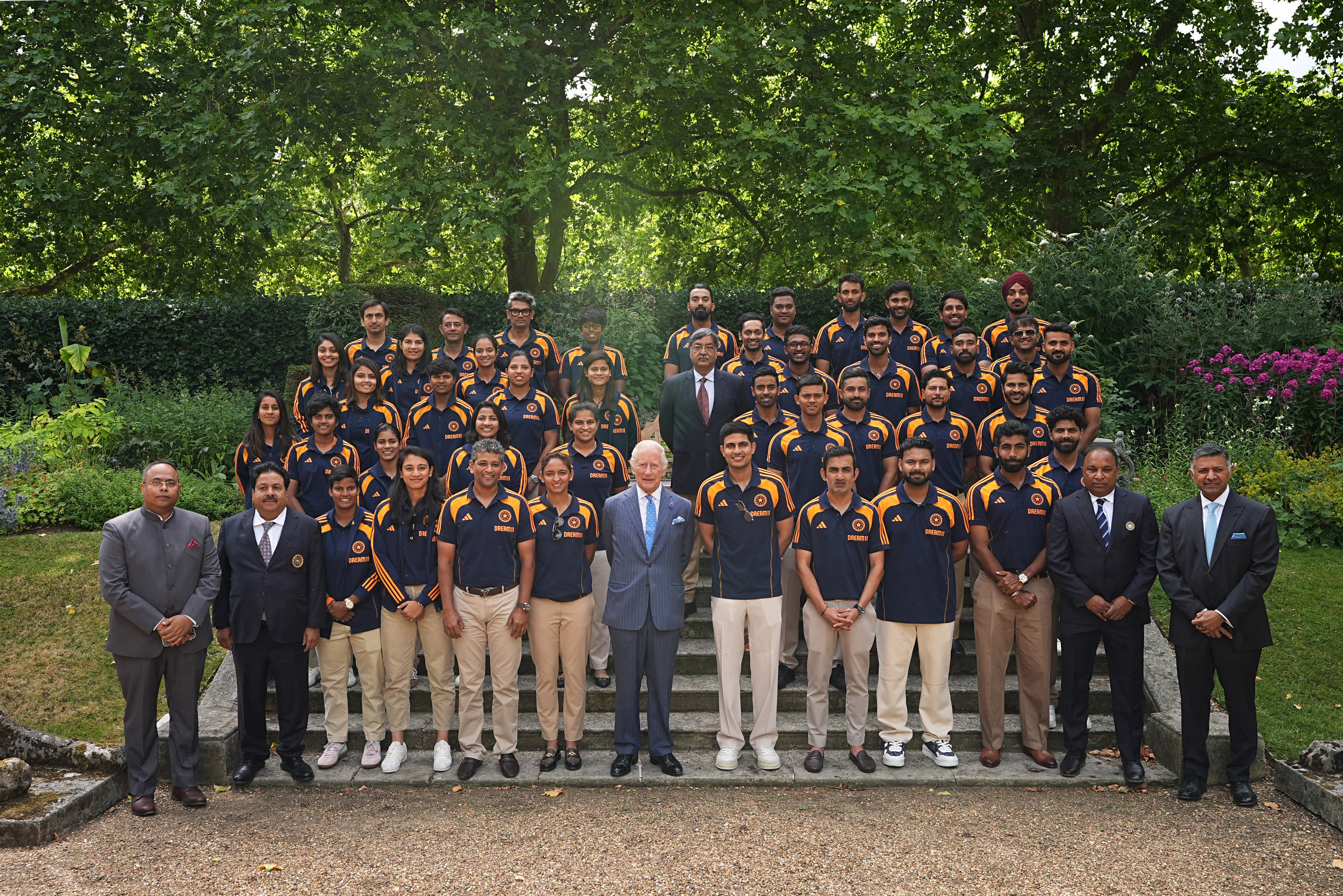 King Charles meets Indian men's and women's cricket teams