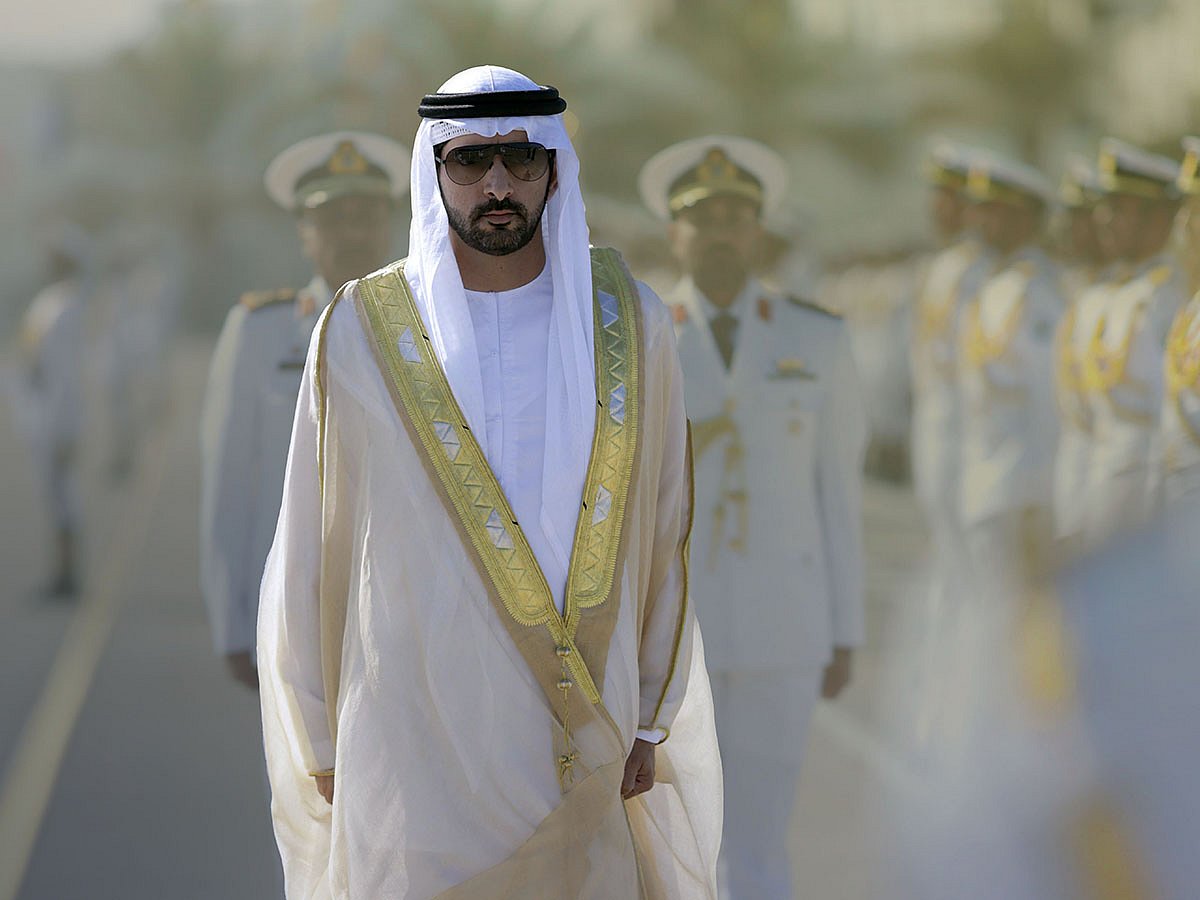 Sheikh Mohamed promotes Sheikh Hamdan to Lieutenant General