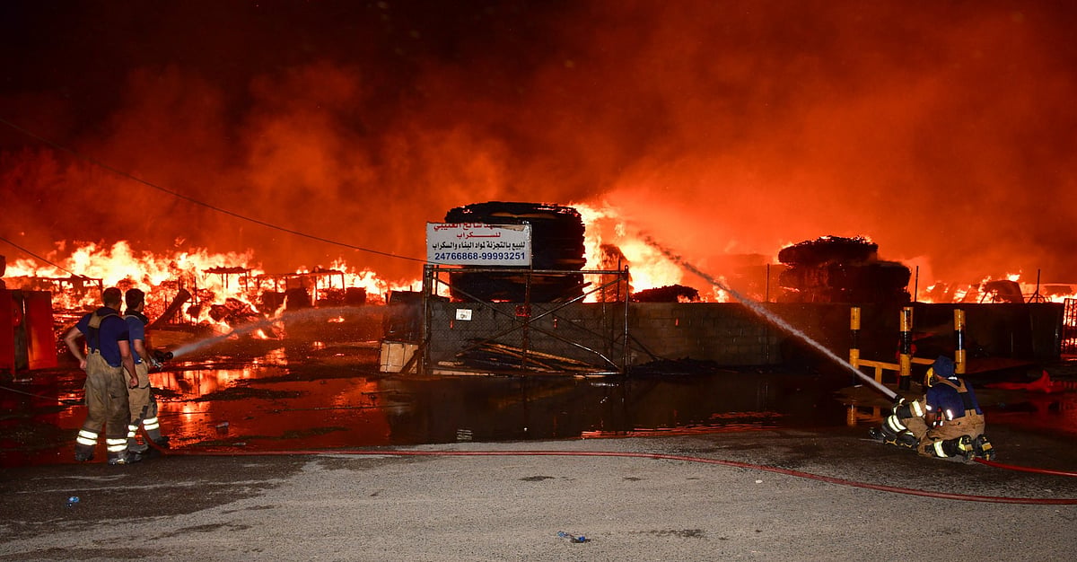Massive fire breaks out at Kuwait scrap yard amid extreme heat and ...