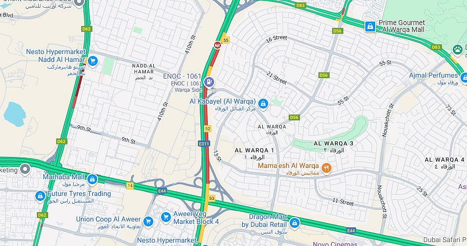 UAE traffic alert: Car catches fire on Dubai road, causes traffic jam