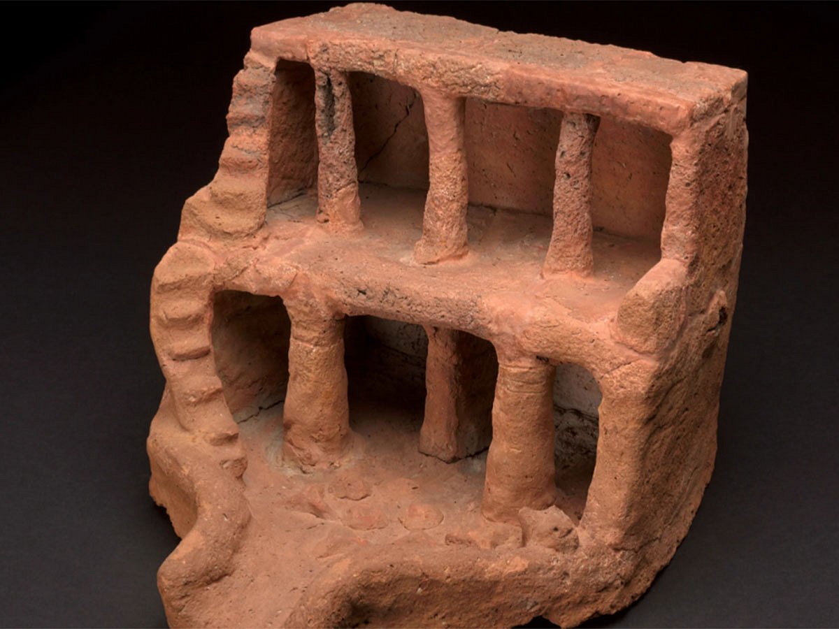 Ancient handprint found on 4,000-year-old Egyptian artifact ahead of UK ...