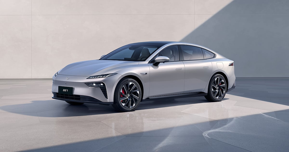 Mahy Khoory Automotive debuts DONGFENG 007 in the UAE