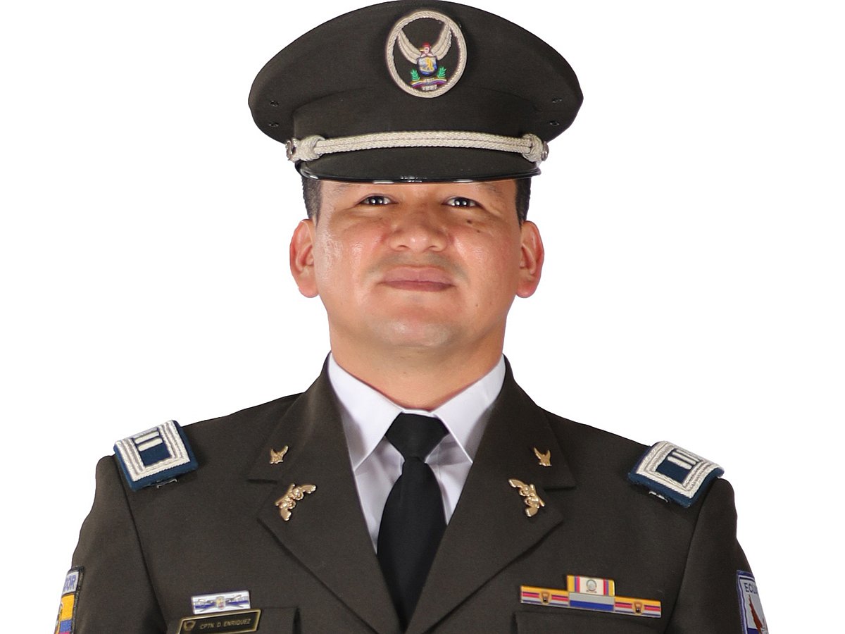 Ecuadorian officer hails Dubai Police leadership diploma as ‘life-changing’