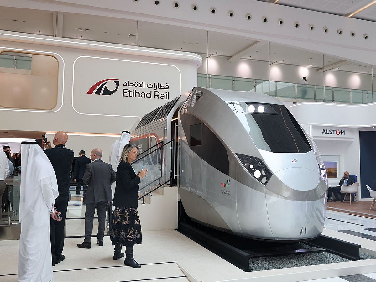 DTC, Etihad Rail team up to integrate taxi-rail mobility
