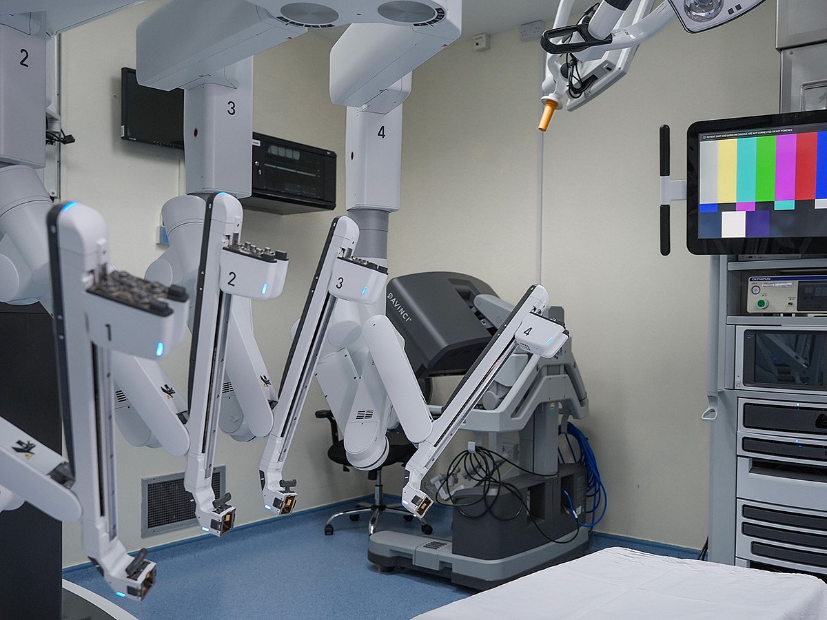 From 2 weeks to 3 days: Robotic surgery cuts hospital stays at Dubai ...