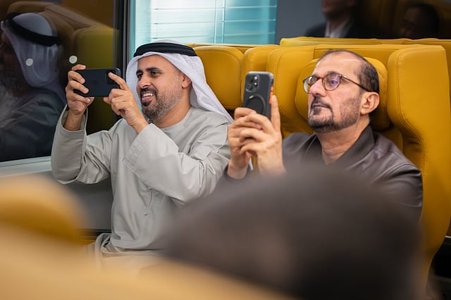 Sheikh Theyab tours Shanghai’s Maglev train, reaching speeds of 431 km ...