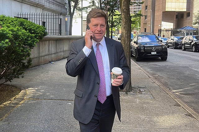Trump Names Prosecutor Jay Clayton as New US Intelligence Chief After ...