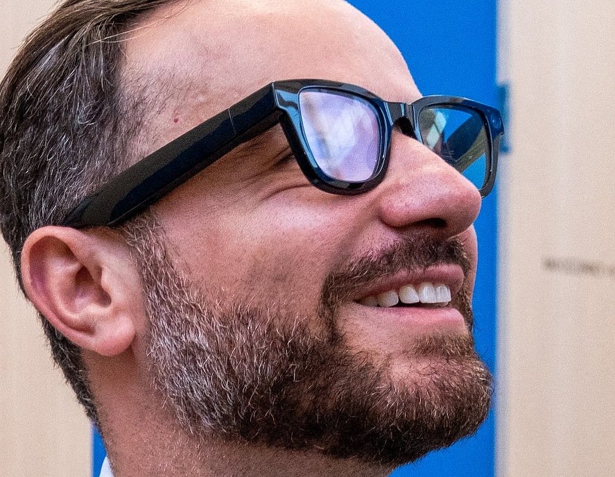 Google poised to revive smart glasses in 2026 with Android XR