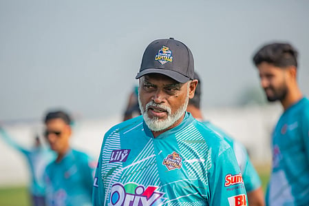 Tragic Loss: Dhaka Capitals Coach Dies Before BPL Match