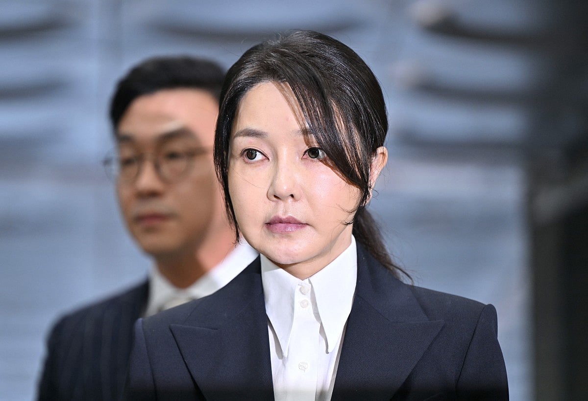 South Korea's ex-first lady to learn verdict in stock fraud, corruption ...