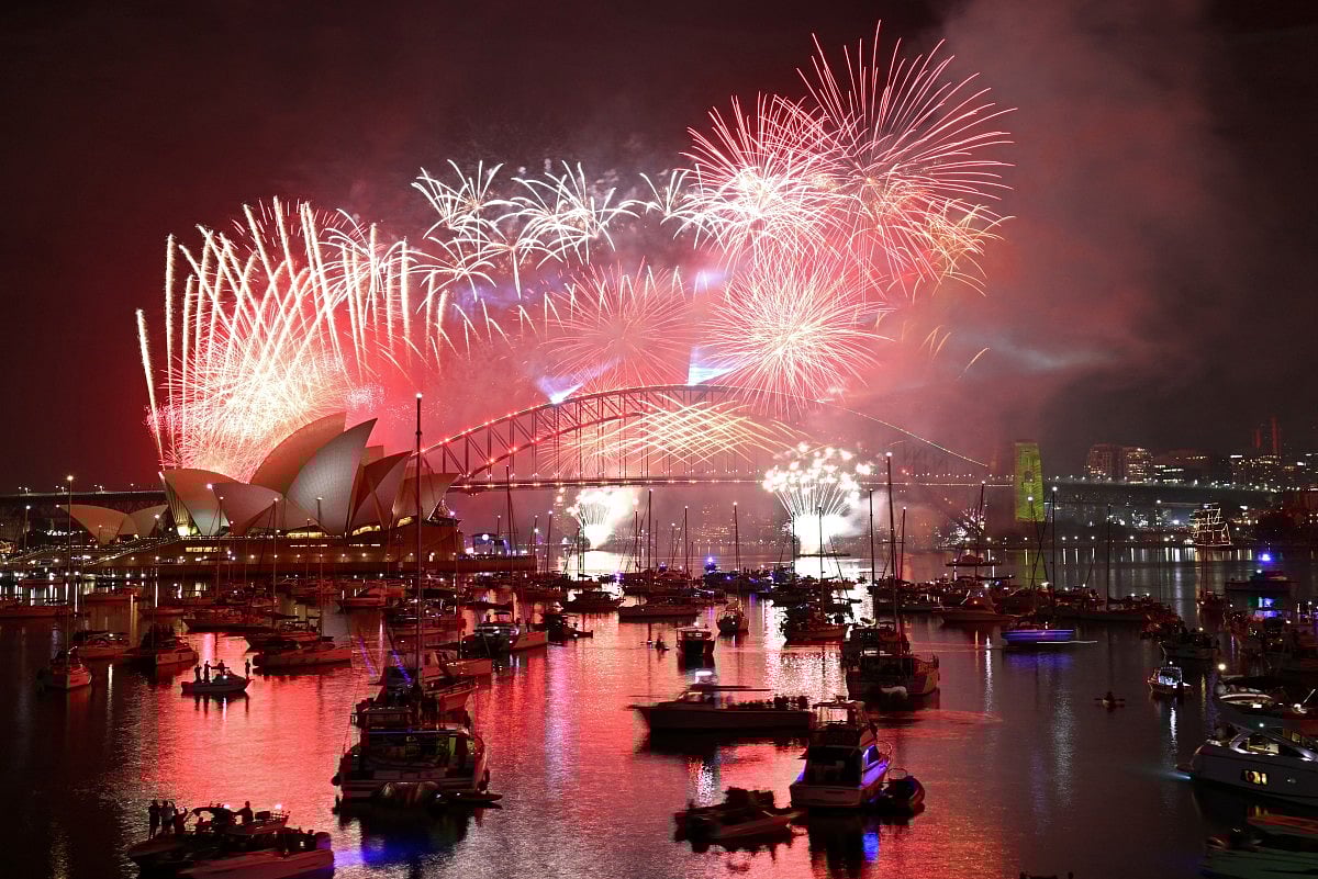 Countdown to 2026: Spectacular New Year Fireworks Across the World