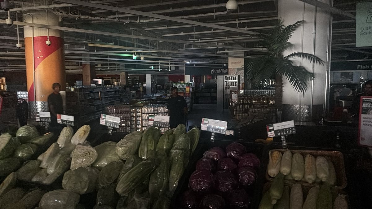 Sharjah Faces Widespread Power Outage Impacting Malls and Residences