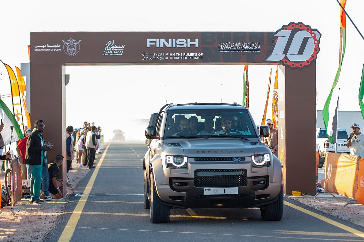 Sheikh Mohammed Witnesses Thrilling Elite Race at Al Salam Cycling ...