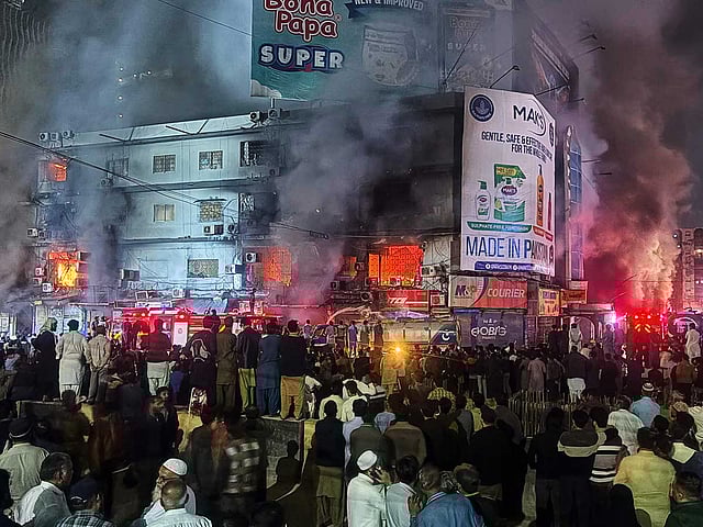 Deadly fire ravages Karachi mall, claims three lives and injures dozens