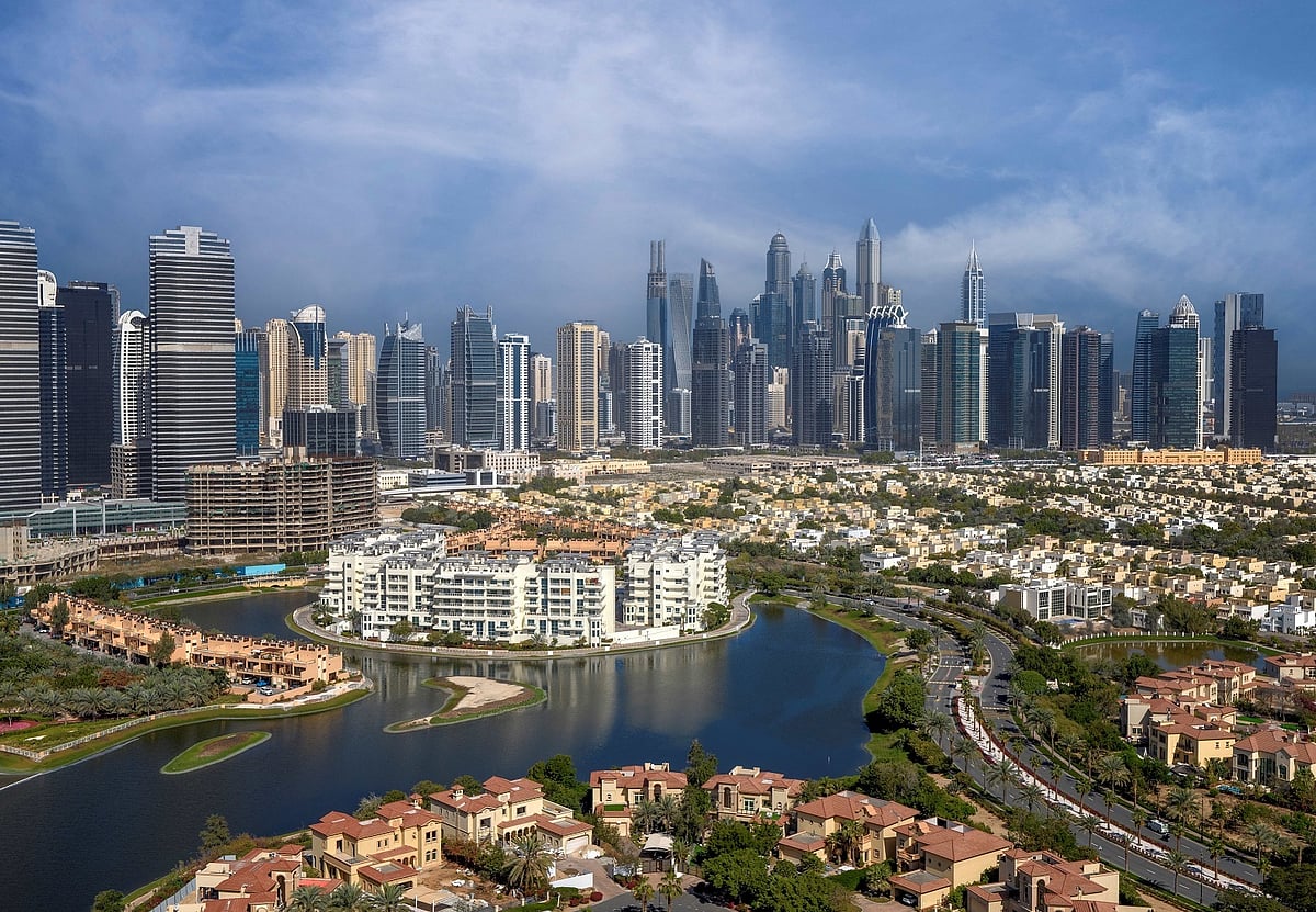 UAE Weather Forecast: Rising Temperatures and Foggy Mornings Expected