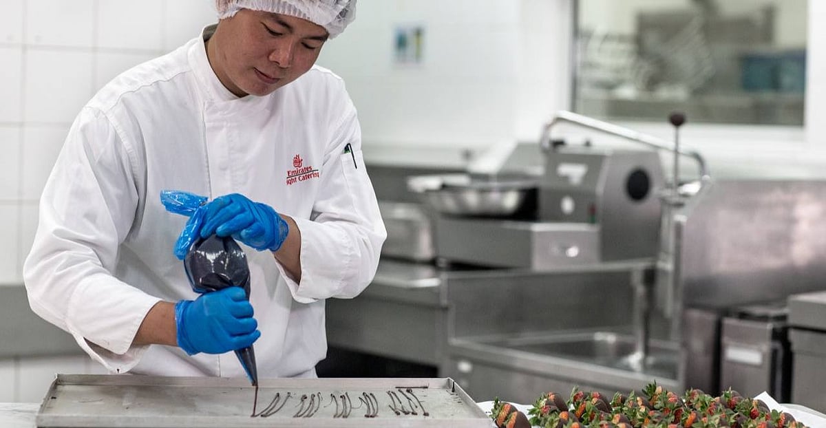 Emirates Flight Catering Plans Massive New Kitchen at Dubai World Central