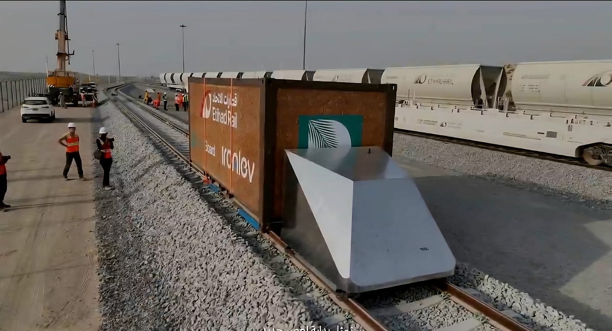 UAE Unveils Middle East's First Maglev Rail Trial with Etihad Rail and ...