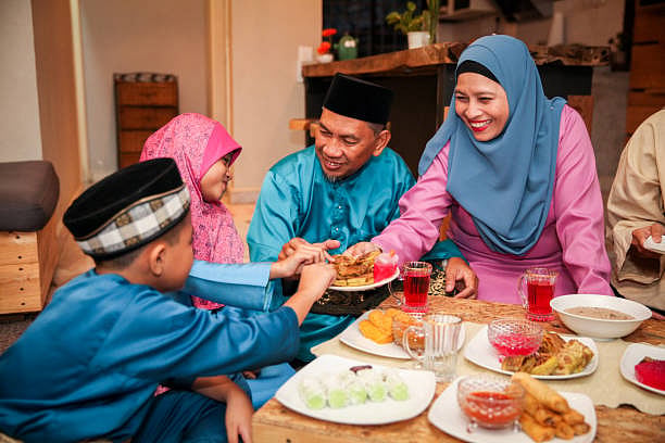 Filipino Muslims in UAE Adapt Ramadan Traditions to Life Abroad