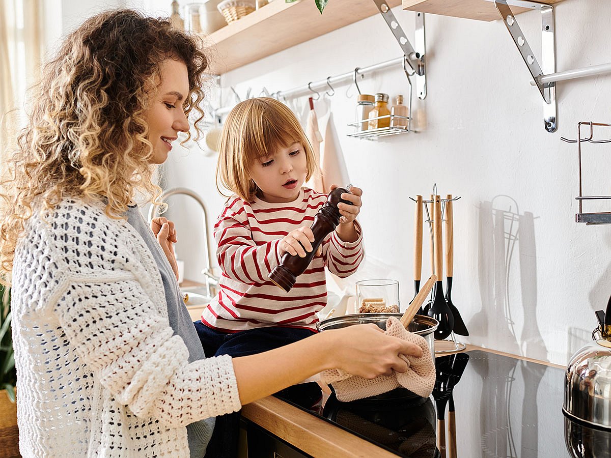 The Emotional Cost of Modern Motherhood: Navigating Guilt and Choices