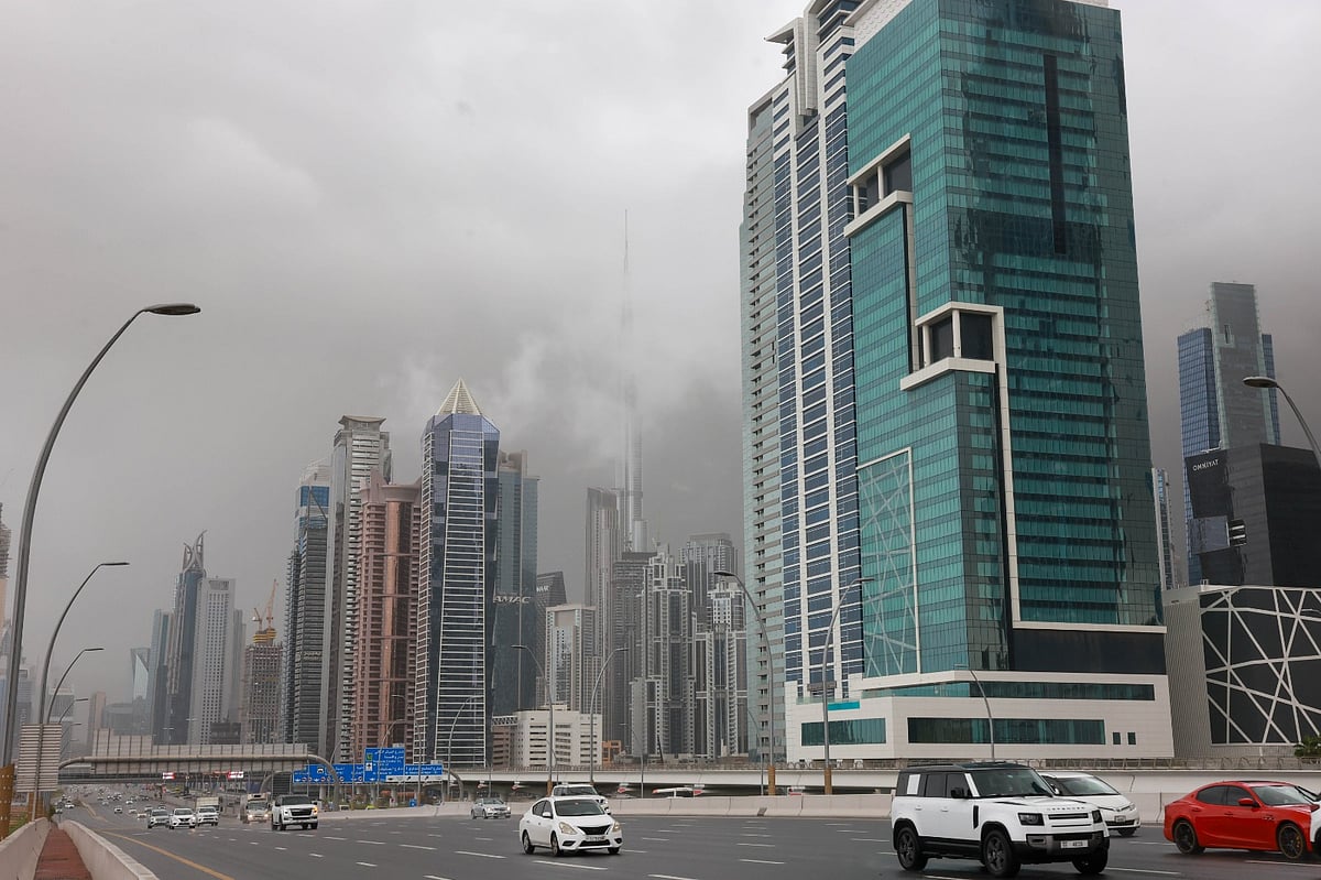 UAE Braces for Heavy Rainfall, Strong Winds, and Rough Seas Tomorrow