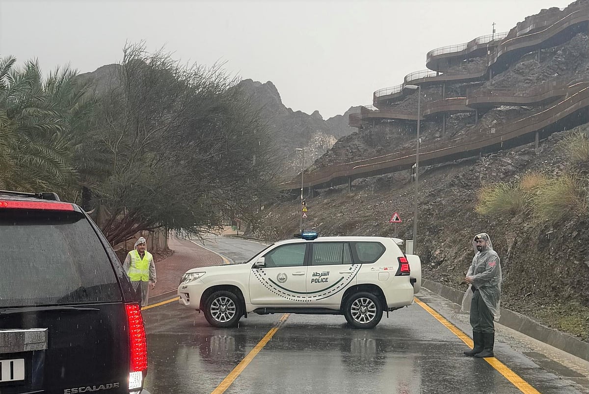 Dubai Police Handle 56,000+ Emergency Calls in Four Days of Severe ...