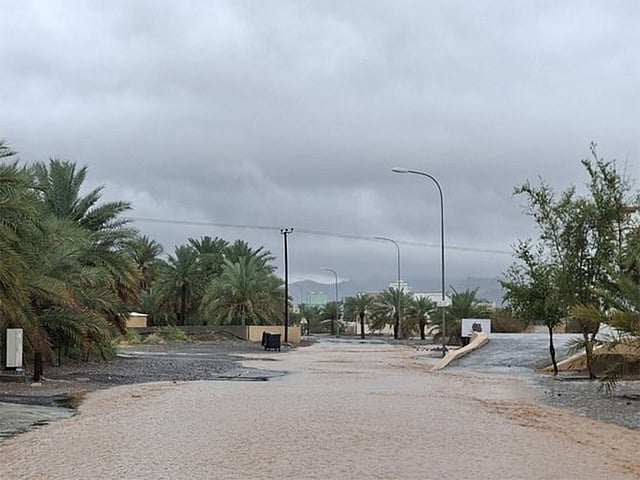 Oman Weather Alert: Heavy Rain, Thunderstorms and Strong Winds Expected ...