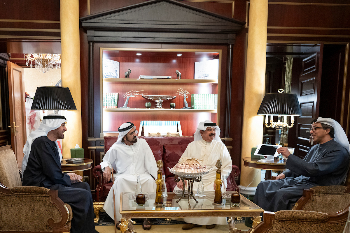 UAE President Sheikh Mohamed bin Zayed Meets King Hamad of Bahrain in ...