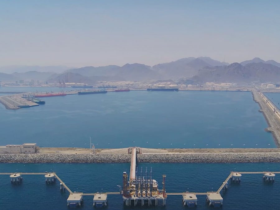 Fujairah FOIZ Fire after iranian drone strike: UAE confirms attack ...