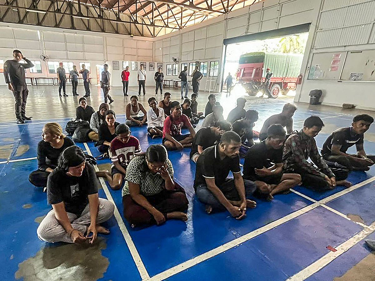 14 missing, 23 rescued after migrant boat sinks off Malaysia