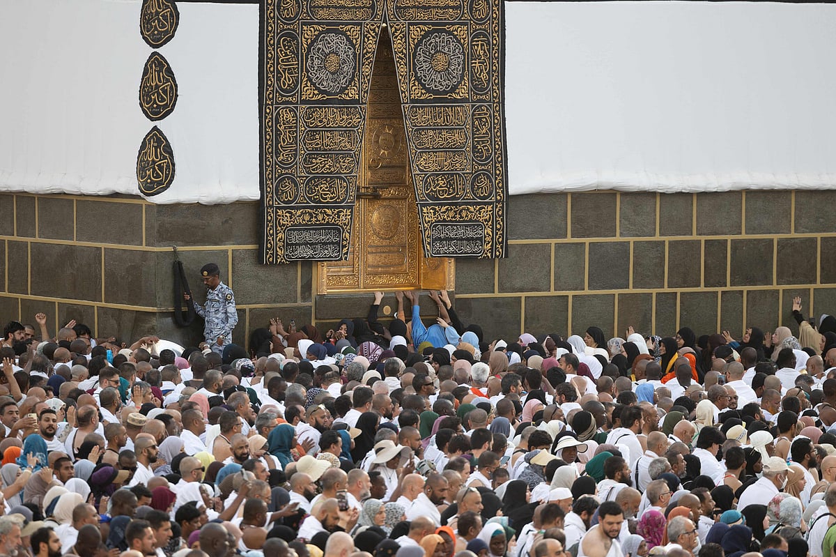 Hajj 2026: A Sacred Journey in Pictures as Millions of Pilgrims Gather ...