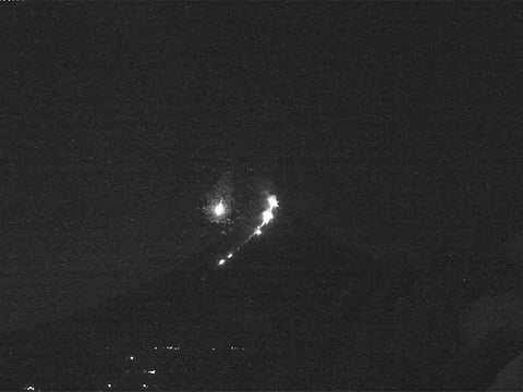 Phivolcs corrects initial report after meteor fireball seen over Mayon ...