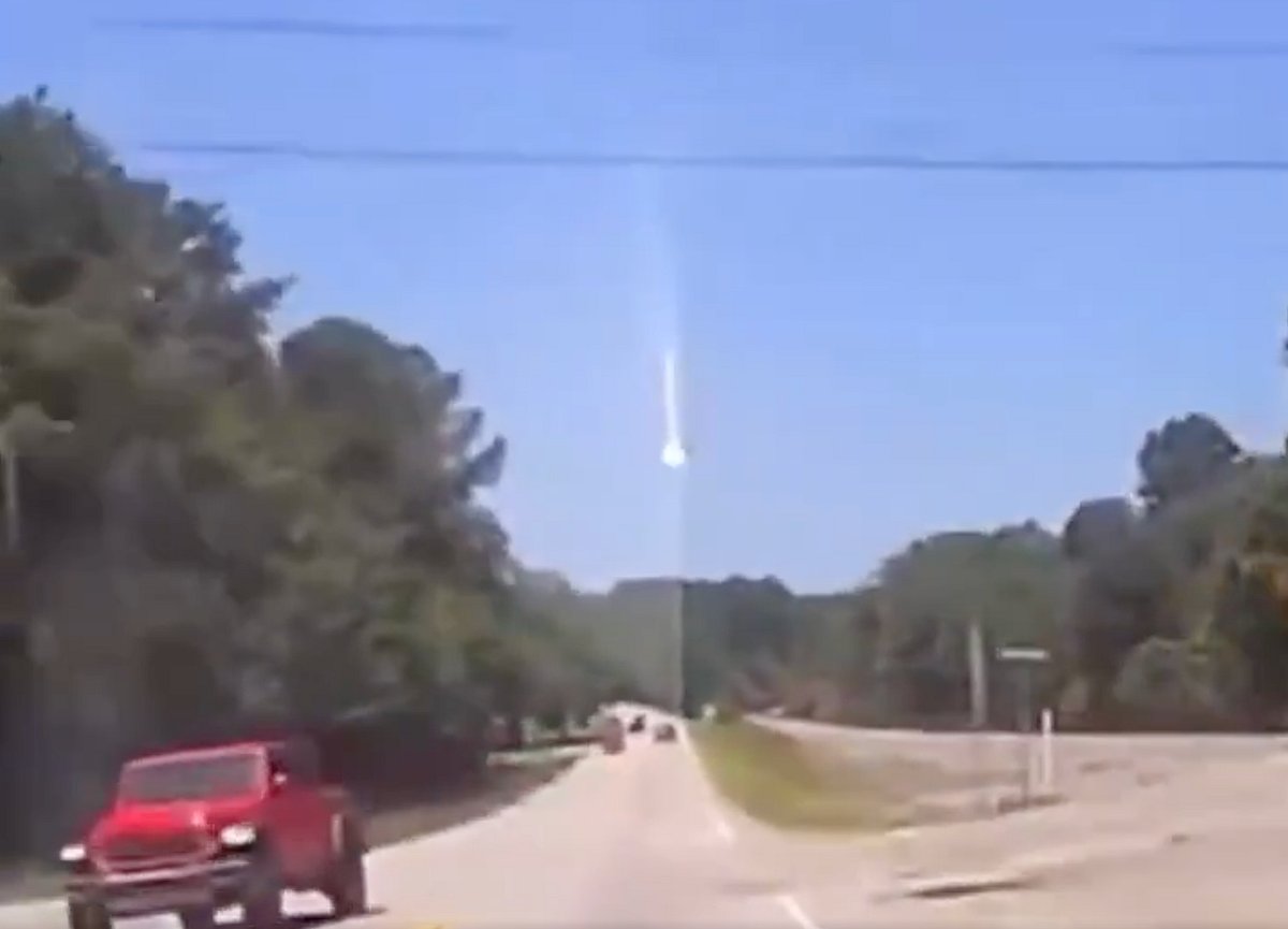 Elephant-Size Meteor Triggers Sonic Booms and Shaking Across New ...