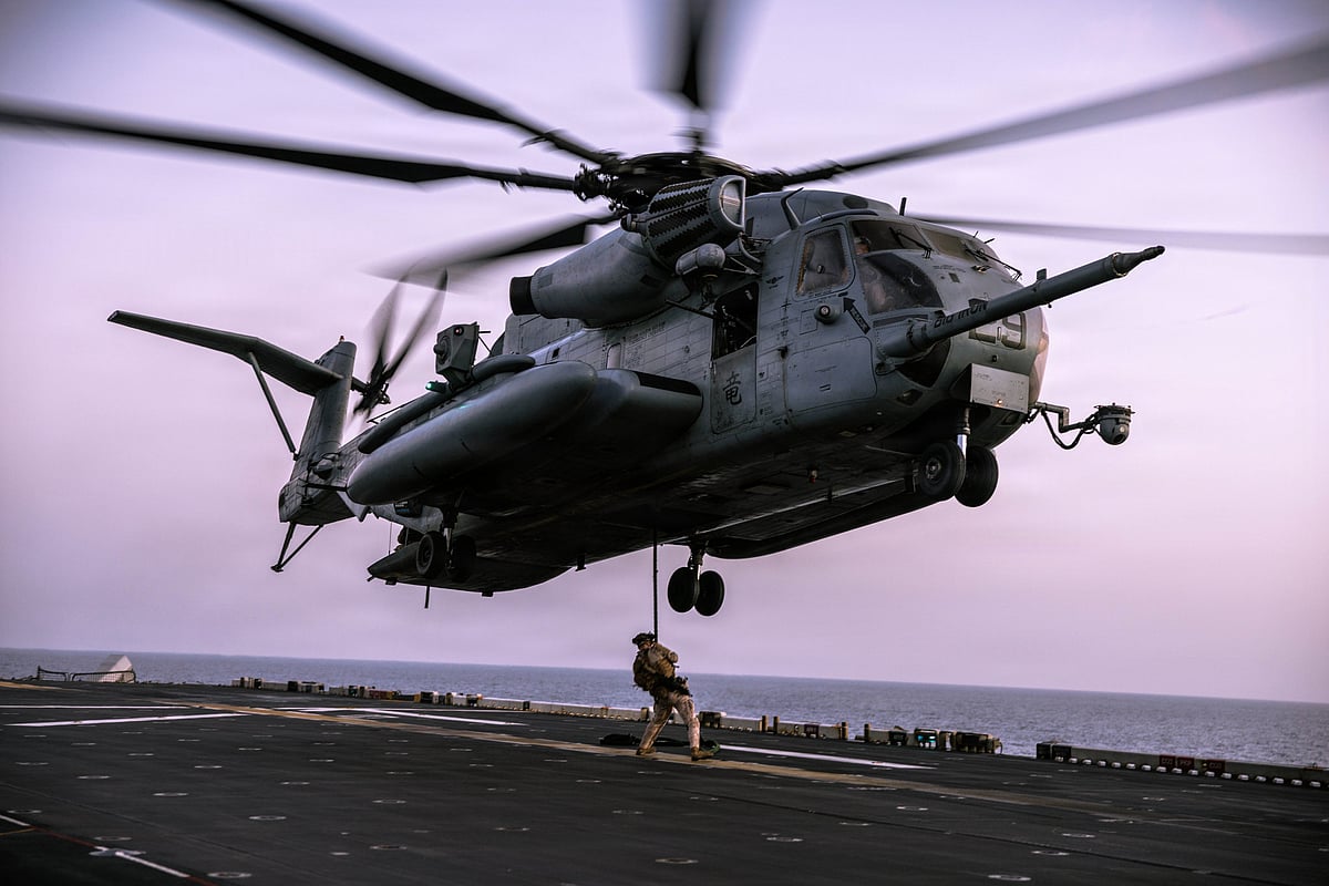 121 ships redirected, 5 disabled as US rachets up blockade of Iran ports